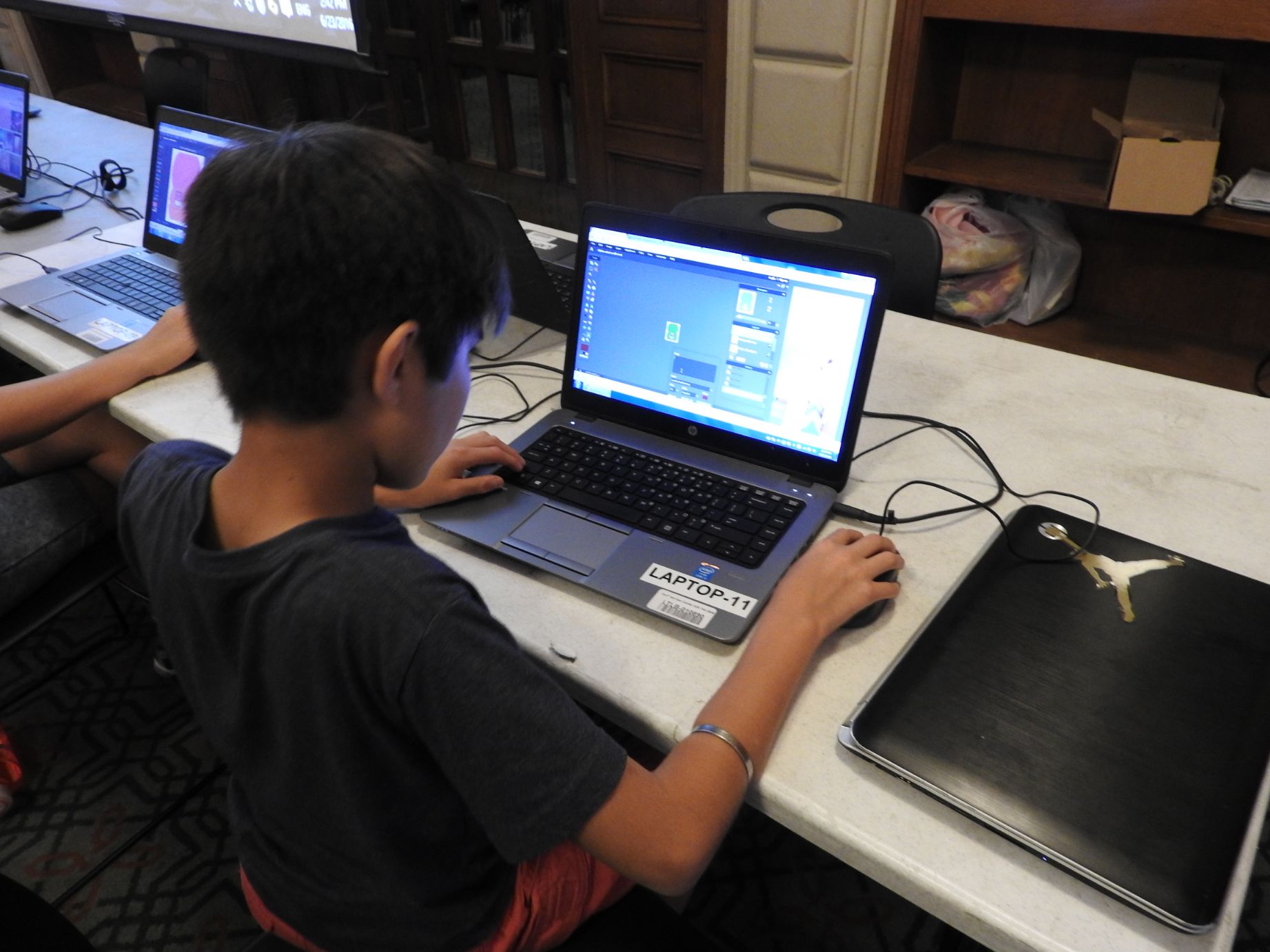 Project Designation: Graphic Design for Tweens and Teens – Kids Blog