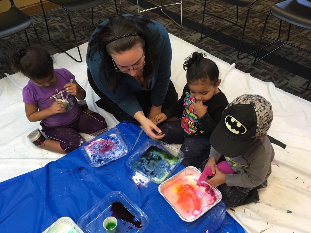 Preschool STEAM – Fizzing Colors – Kids Blog