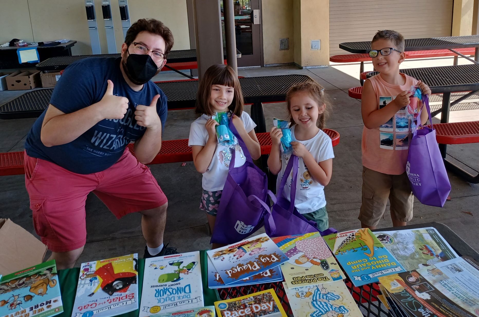 Lunch at the Library – Kids Blog